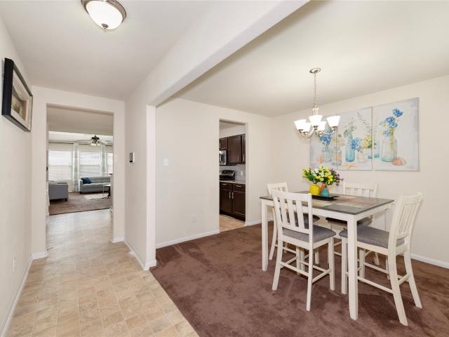 2384 Elm Crossing Trail