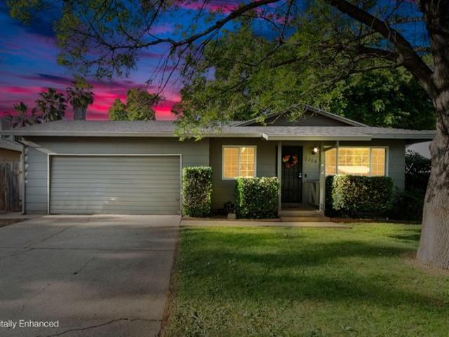 2384 Saturn Skwy, Redding, CA 96002