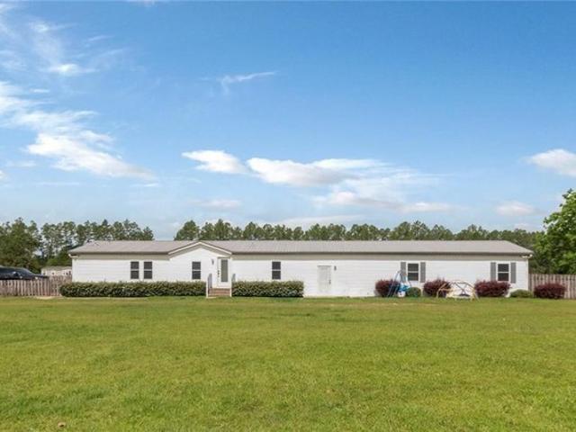 23853 Cumberland Rd, Robertsdale, AL 36567