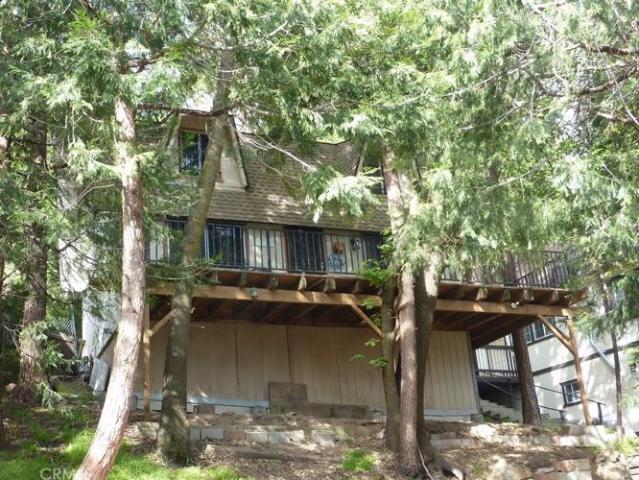 23857 Wildwood Ln, Crestline, CA 92325