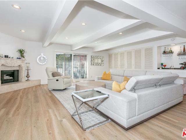 2385 Roscomare Rd, Unit D17, Los Angeles, CA 90077 | MLS #26664 | Compass
