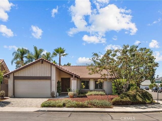 23861 Via El Rocio, Mission Viejo, CA 92691