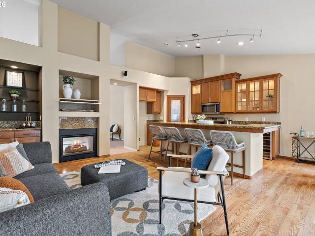 23865 sw golden pond ter