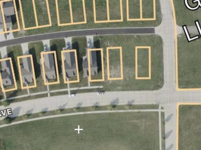 23869 Romero Ave, Flat Rock, MI 48134