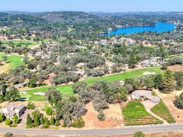 23878 Darkhorse Dr, Auburn, CA 95602