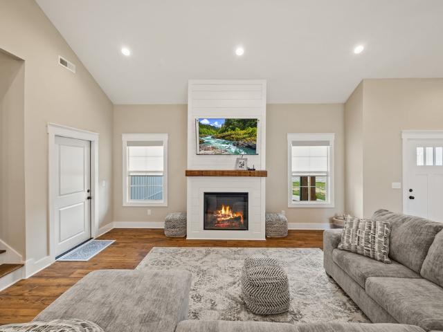 2387 Mountain Reserve Dr