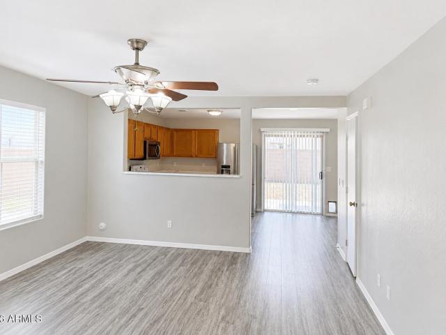 2387 e meadow creek way