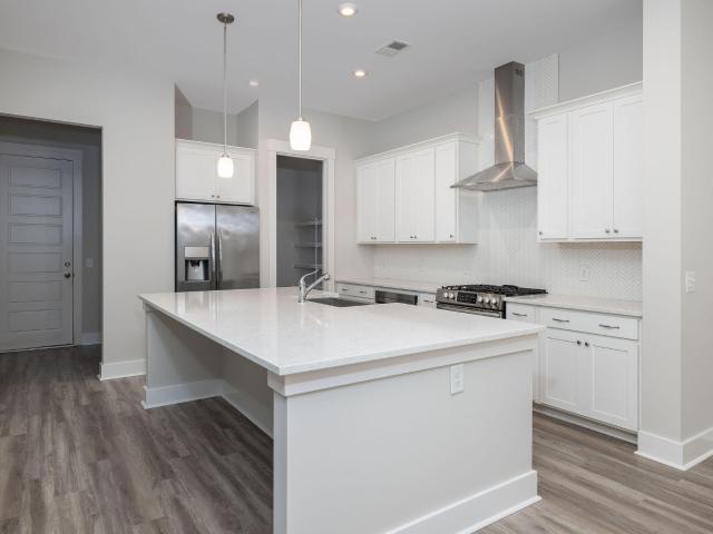 2387 Lantern Street