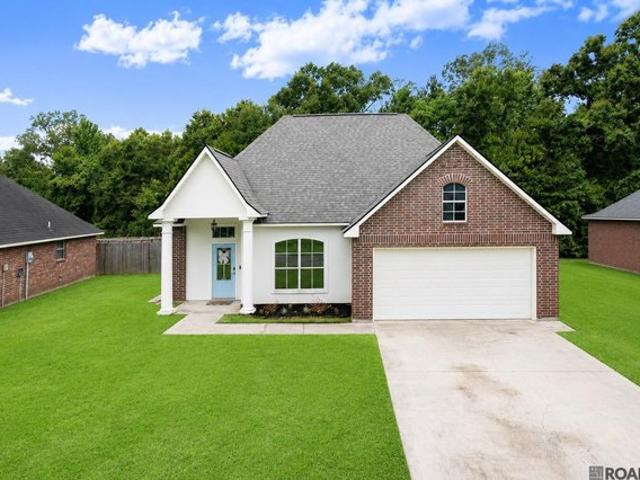 23883 Springhill Dr, Denham Springs, LA 70726