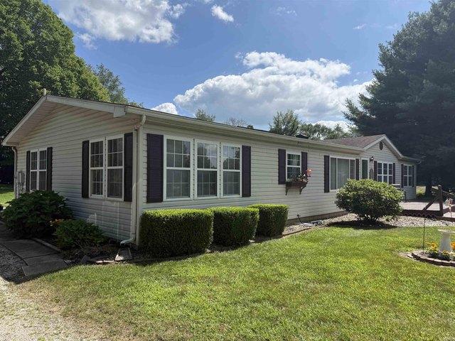 23880 Roosevelt Rd, South Bend, IN 46614
