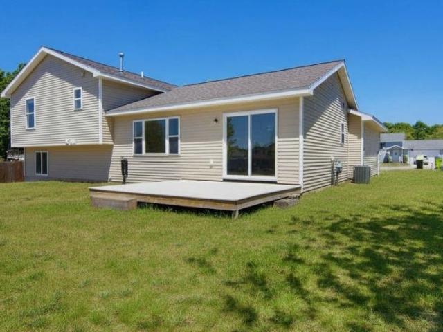 2388 Grouse Drive
