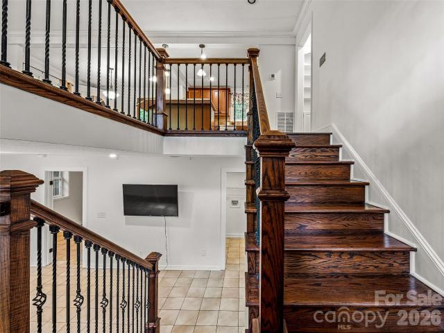 2388 Hebron Road