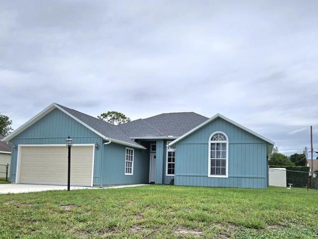 2388 SW Fern Cir, Port Saint Lucie, FL 34953