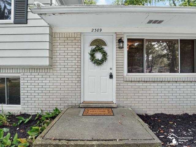 2389 Devonshire Street