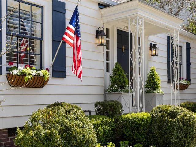 2389 Hurst Dr NE, Atlanta, GA 30305 | Compass