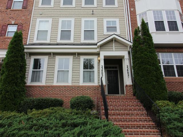 23802 Catawba Hill Dr, Unit B, Clarksburg, MD 20871 | MLS #MDMC2229 | Compass