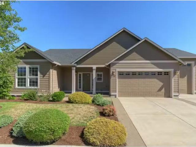 2380 W 12TH AVE, JUNCTION CITY, OR 97448 Single Family Residen.