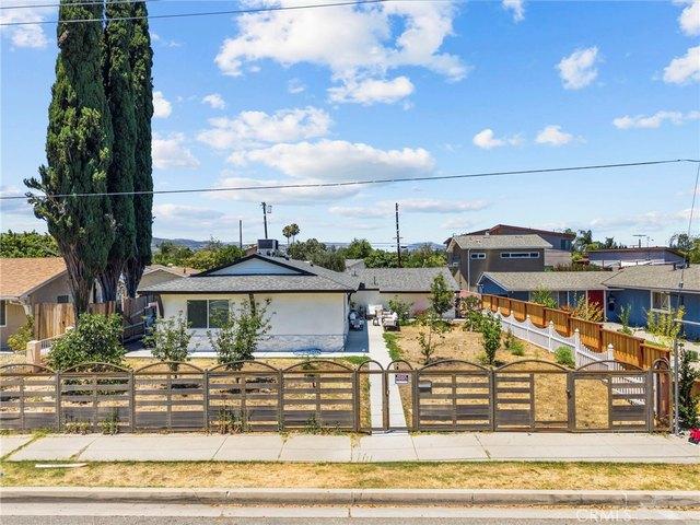 23817 Victory Blvd, West Hills, CA 91307