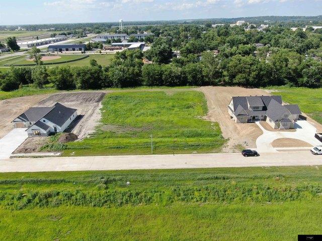 23814 Mary Jo Ln, Waterloo, NE 68069