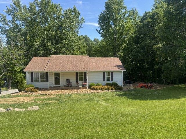 2381 Palmyra Rd, Palmyra, TN 37142