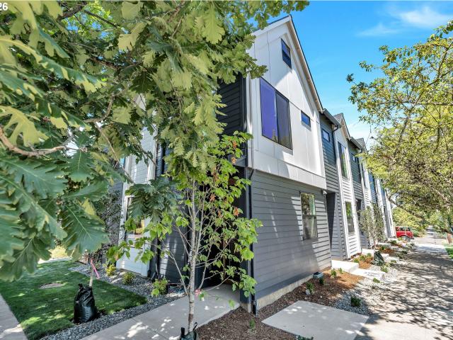 2381 SE 45TH AVE