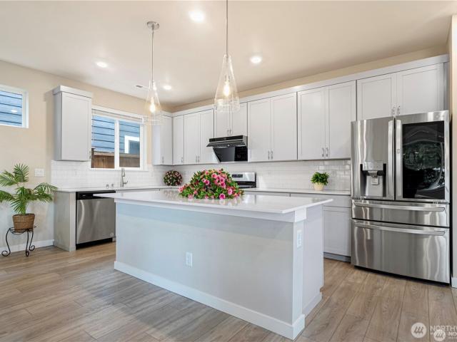 23827 th Pl SE, Kent, WA 98031 | MLS #2506 | Compass