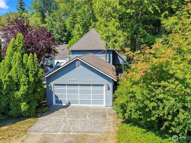 2382 th Ave W, Brier, WA 98036