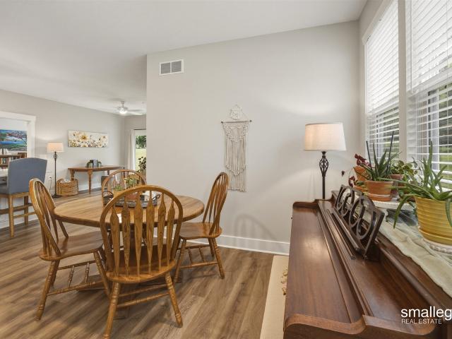 2382 Watertown Way