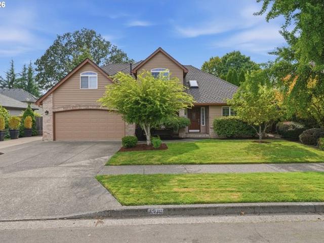 2383 NE Jamie Dr, Hillsboro, OR 97124