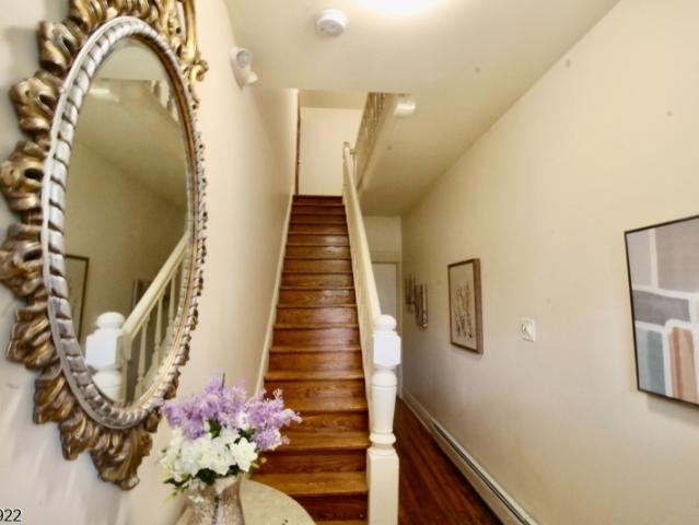 238 Claremont Ave # 2