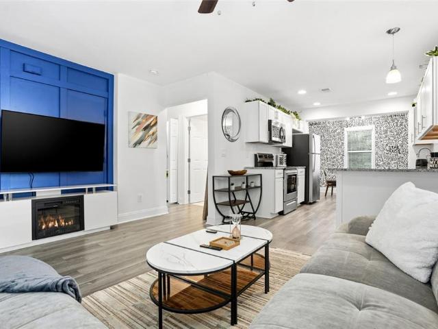 238 Anderson Avenue
