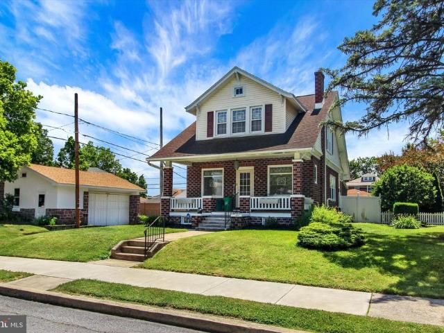 238 E Walnut Street
