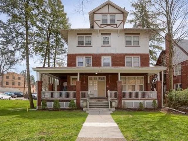 238 E. Fairmount 2 Bedroom Apartment for Rent at 238 East Fairmount Avenue, State College, PA 16801