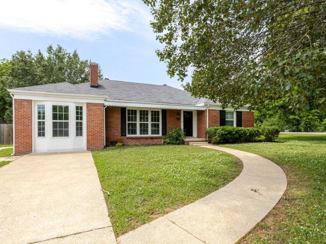 238 Elm Ave