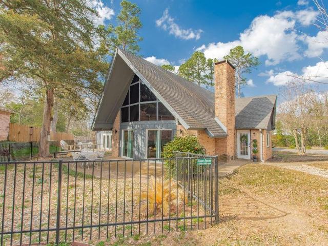 238 Fairlawn