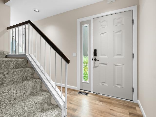 238 Falkirk Court