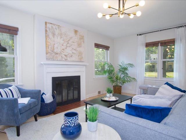 238 Kensington Drive