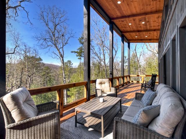 238 Hooch Holler Ln, Morganton, GA 30560 | MLS #422485