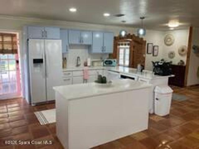 238 Harbor Dr, Cape Canaveral, FL 32920 | MLS #1072