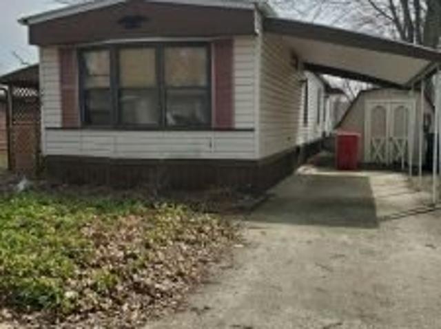 238 Hickory Hic Cir Unit 238, Elyria, OH 44035