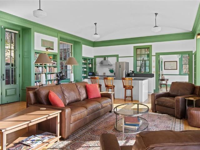 238 Highland Road