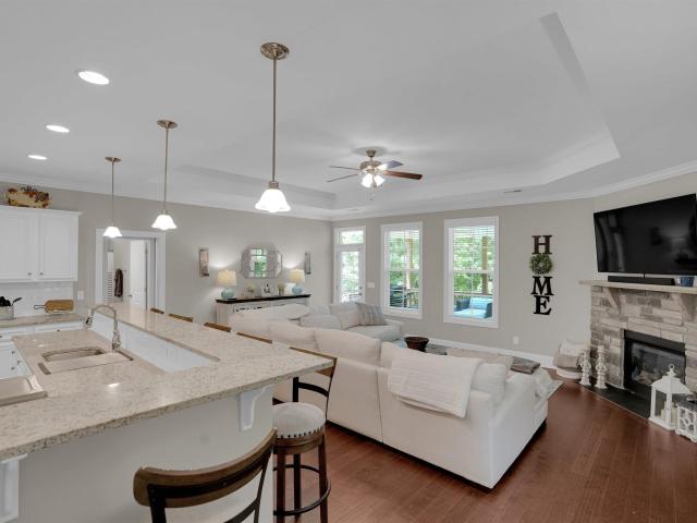 238 Hilton View Court