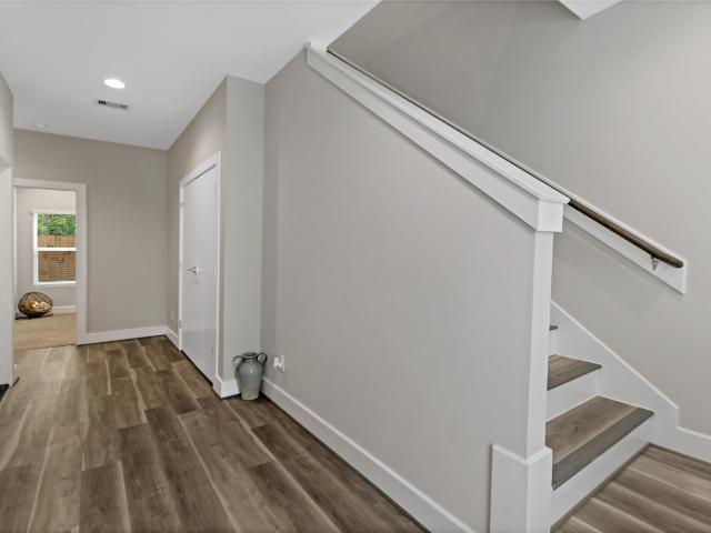238 Julia Street C