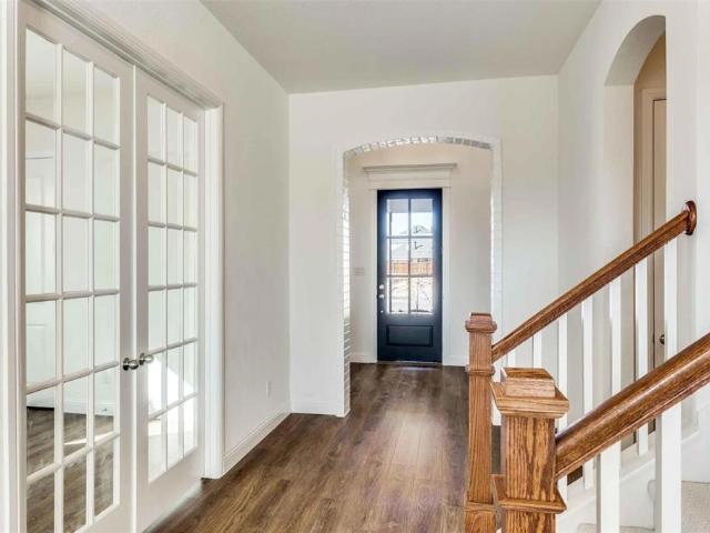 238 Observation Drive N