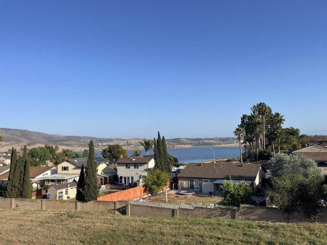 238 Lakeview Ave, Spring Valley, CA 91977
