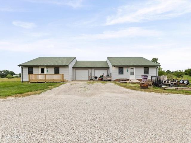 238 Maple St, New Bloomfield, MO 65063