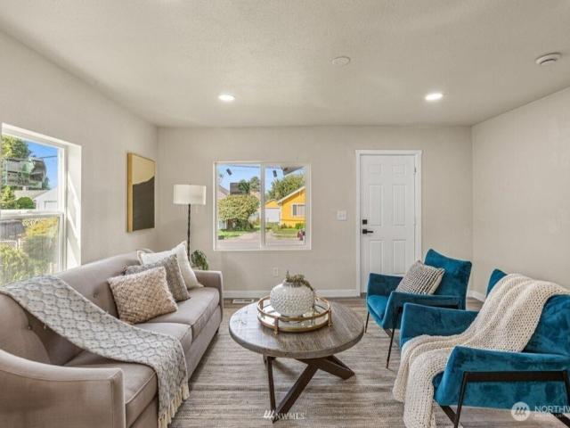 238 Meadow N