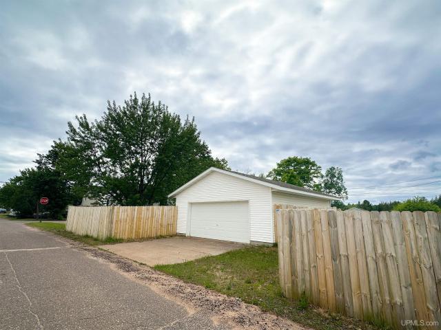 238 N Elm Street