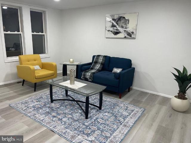 238 S 4Th Street