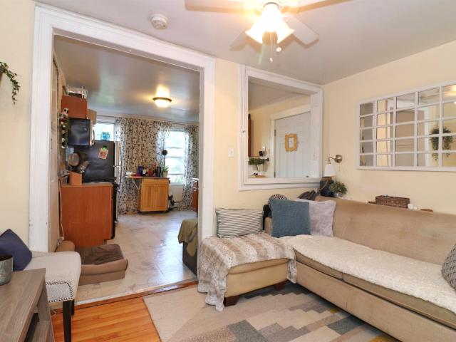 238 South St # 4